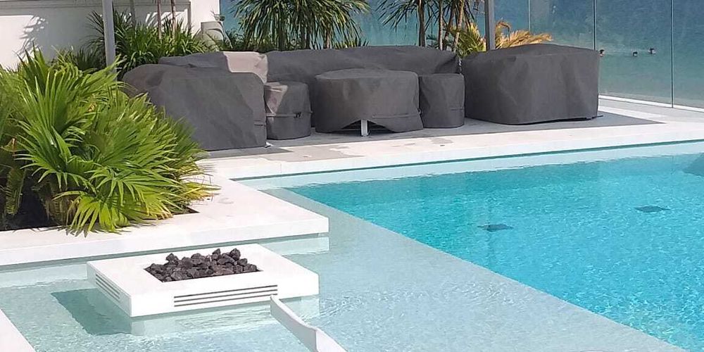 Outdoor Furniture Covers in Dubai for Dining Sets - Goglides Dev 🌱